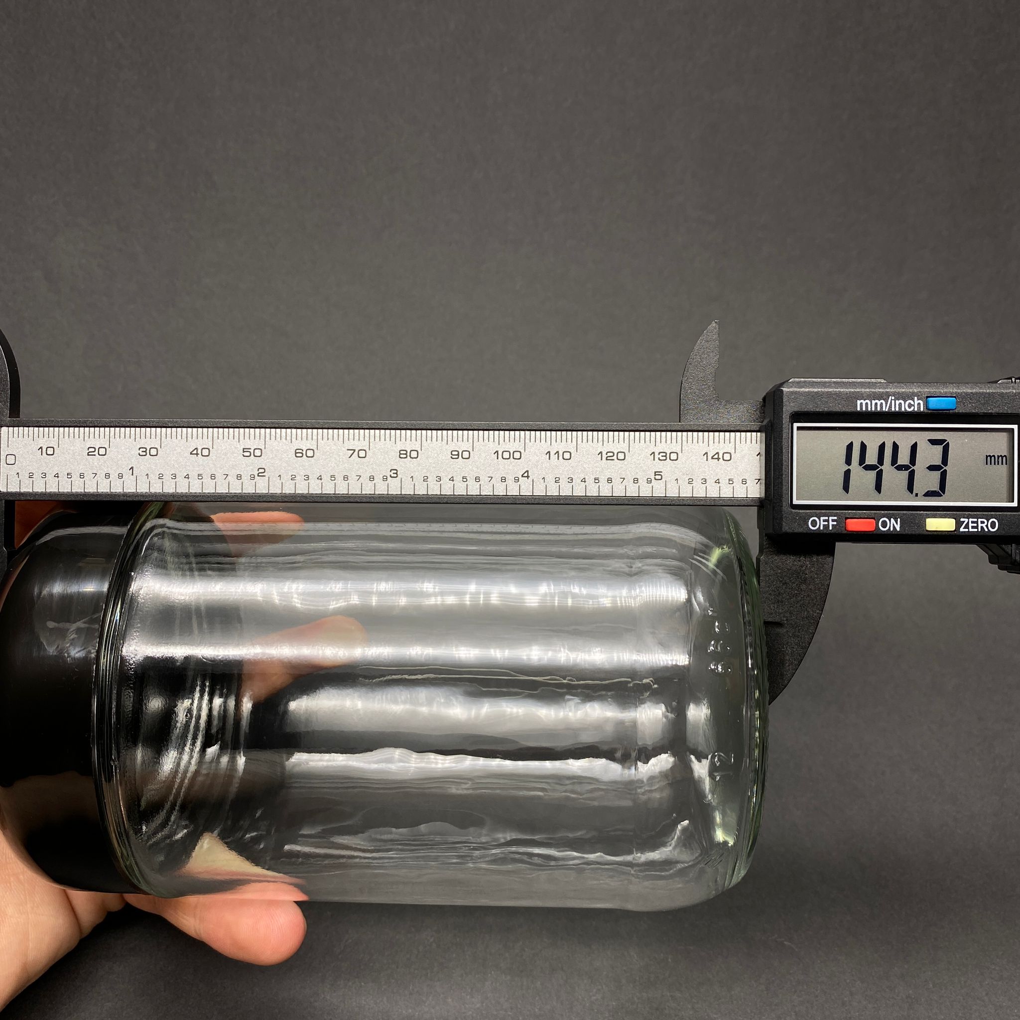 660-cc-cam-kavanoz-siyah-plastik-kapakli-660-ml-cam-kavanoz-pasabahce-ud-4933