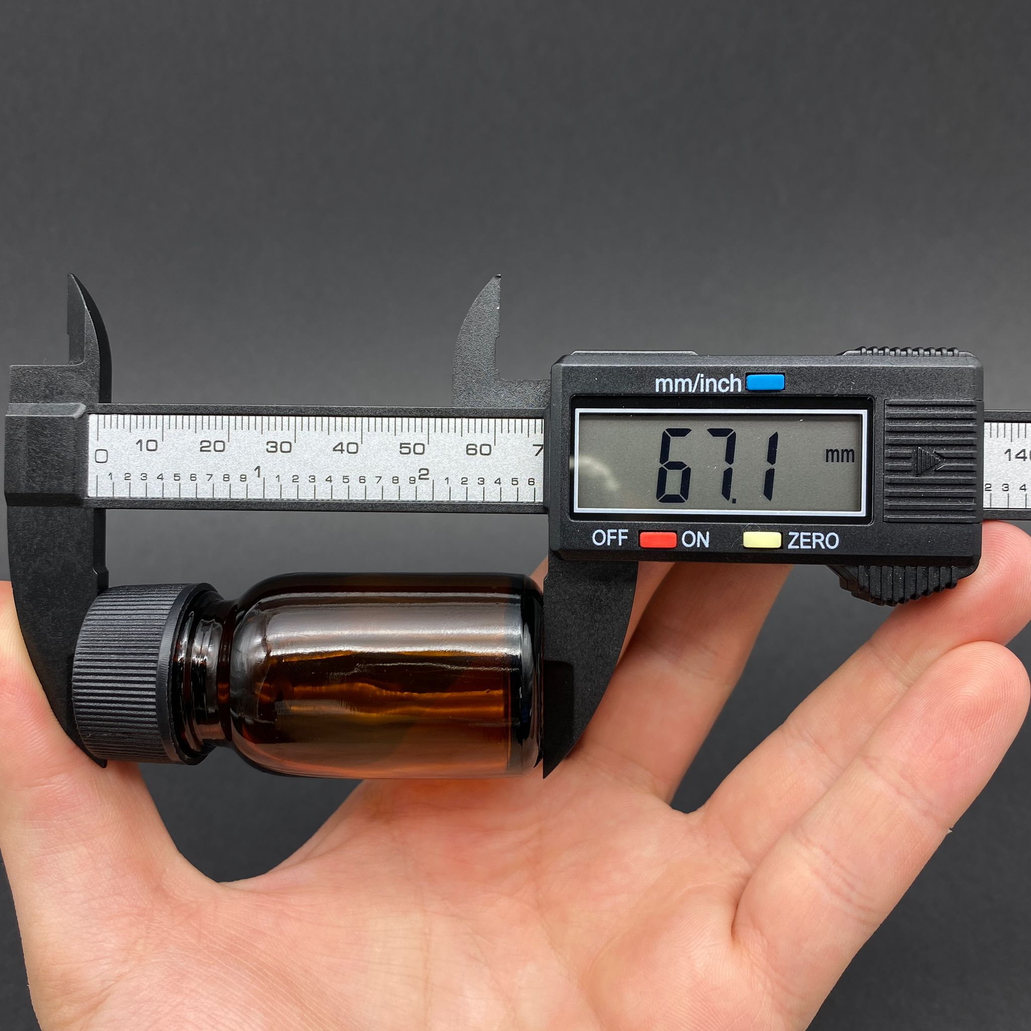 20-cc-amber-cam-sise-siyah-plastik-kapakli-20-ml-kahverengi-bos-surup-sisesi-(agiz-capi-25-mm ...